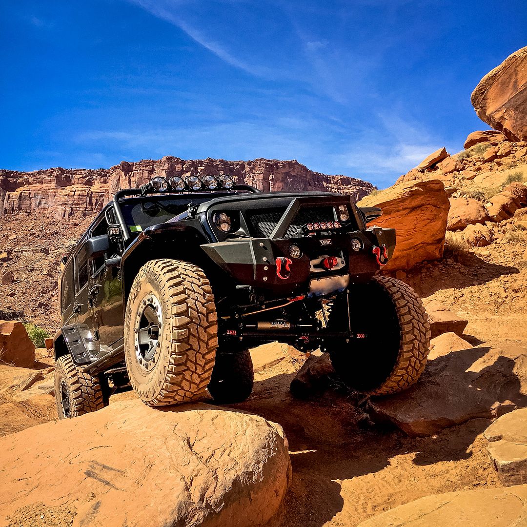 JKU + 37s + Rocks | Jeep Wrangler Forum